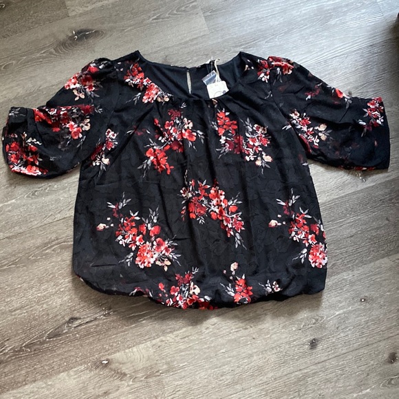 Blousology | Tops | New Beautiful Blouse | Poshmark